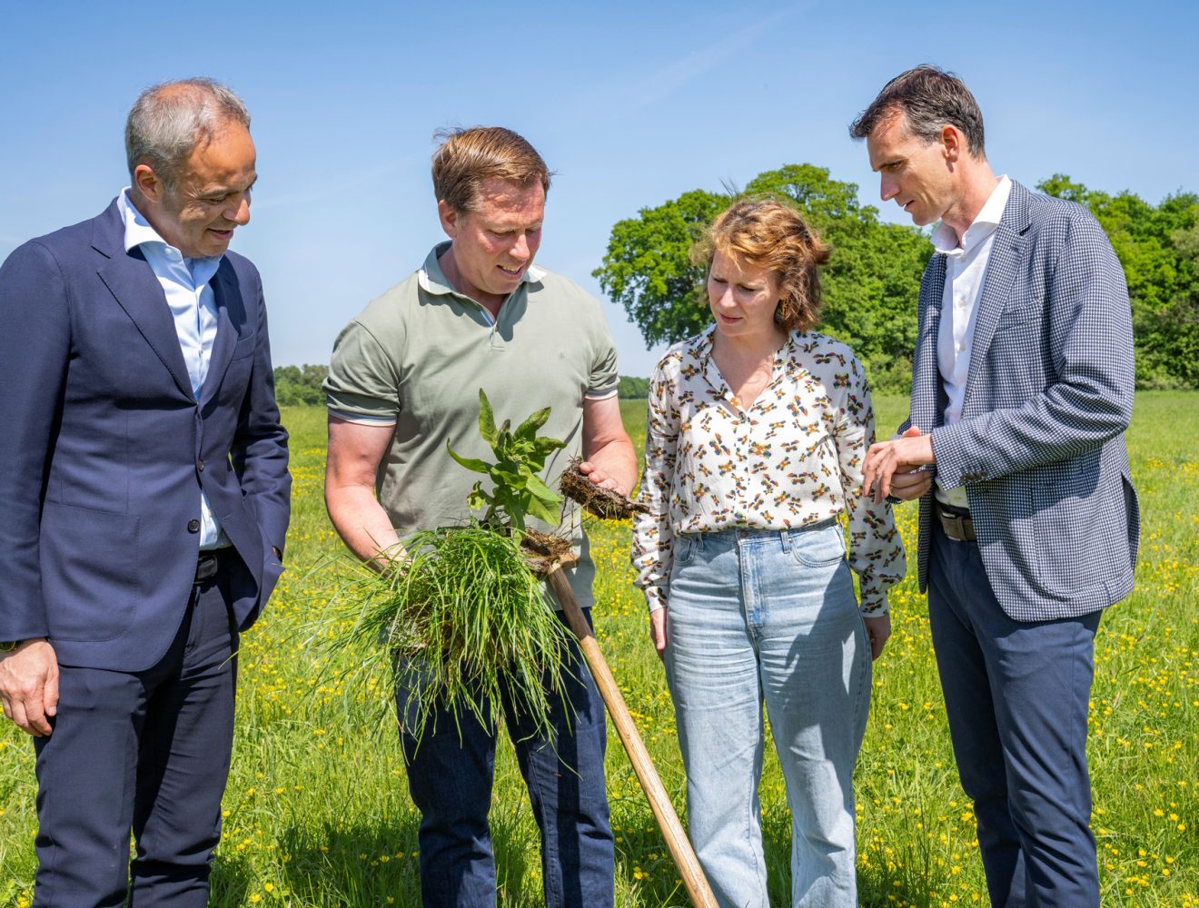 Lidl, FrieslandCampina and ReGeNL join forces in innovative pilot for ...